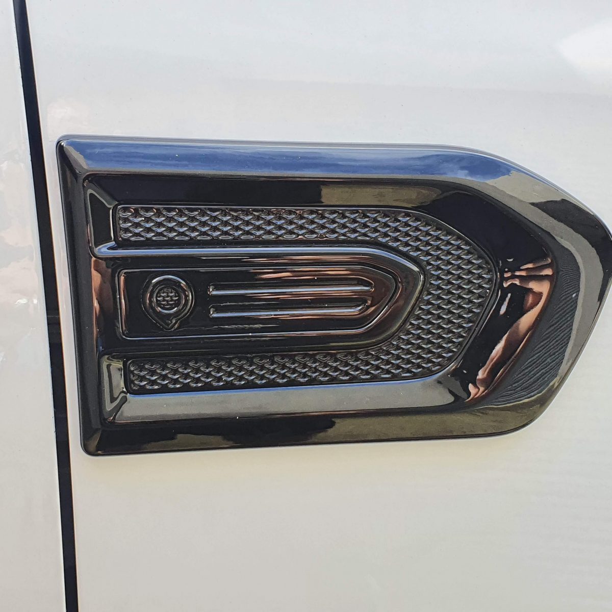 GWM Cannon Black Edition Packs – Instinct Vehicle Enhancements